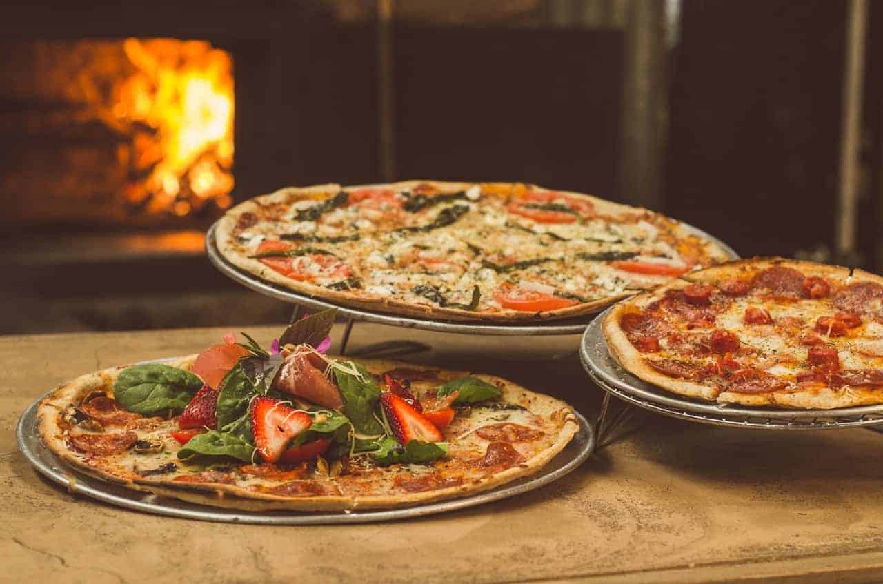 10 Cheap Food Delivery Options That'll Leave You Stuffed